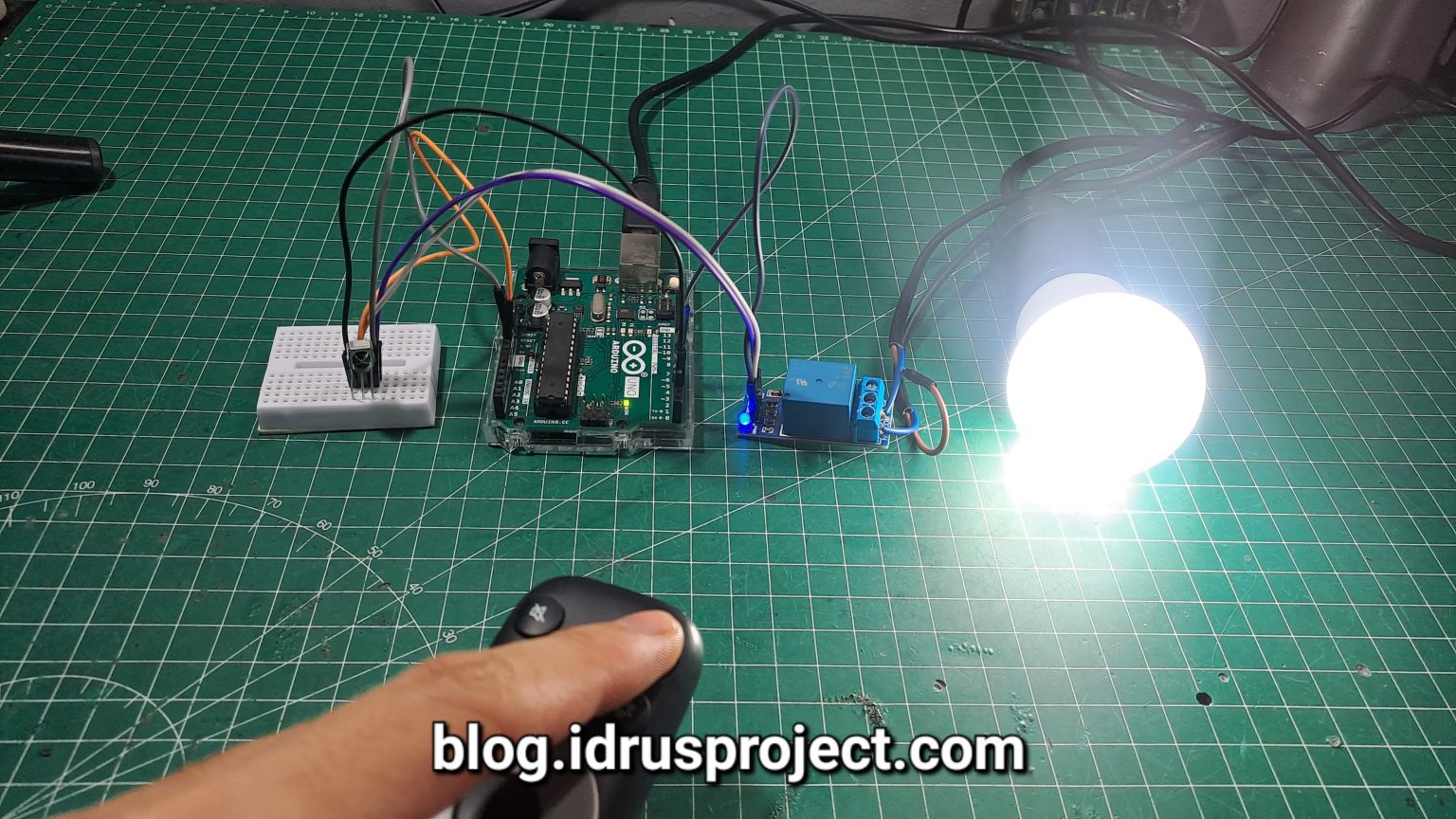 Tutorial Menyalakan Lampu 220V Menggunakan Arduino UNO dan Remote Inframerah – Idrus Project