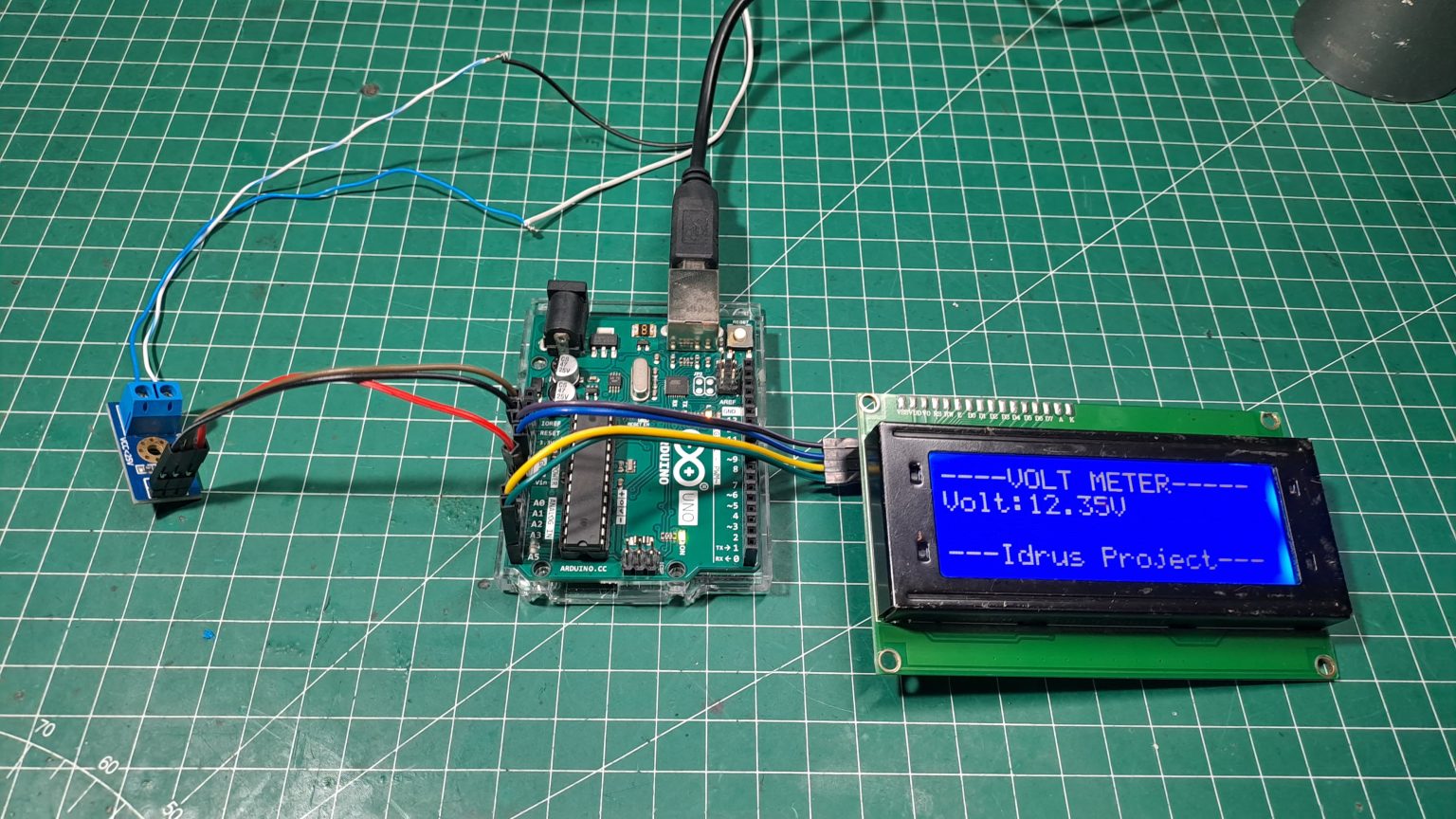 Membaca Tegangan DC Menggunakan Arduino dan Sensor Tegangan – Idrus Project